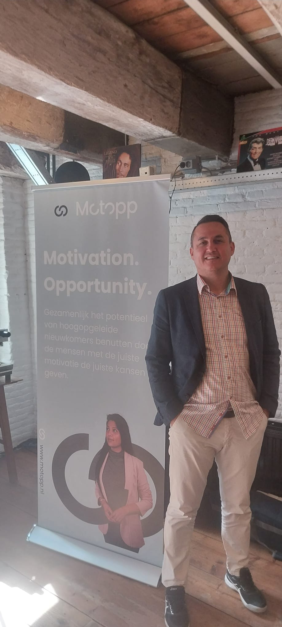 Een glansrijke toekomst voor Hüsameddin - Rijnvicus